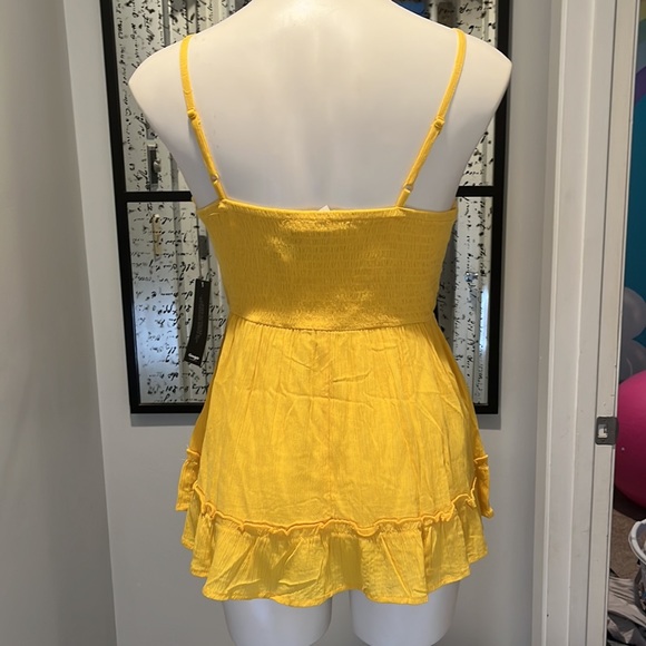 A Hint Of Blush | Tops | Nwt Yellow Tank Super Cute Size Medium | Poshmark